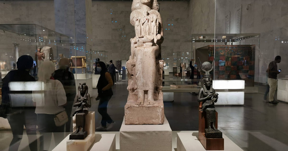 V-INT-EGIPTO: Escultura-2