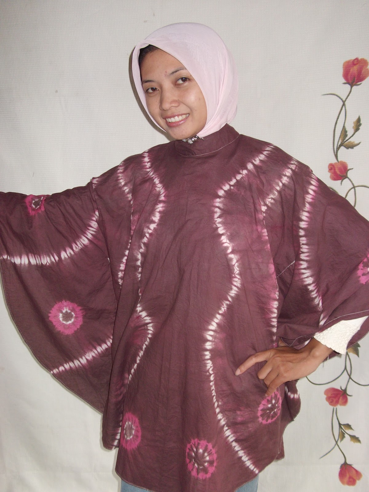 25+ Gaun Batik Etnik, Trend Model!