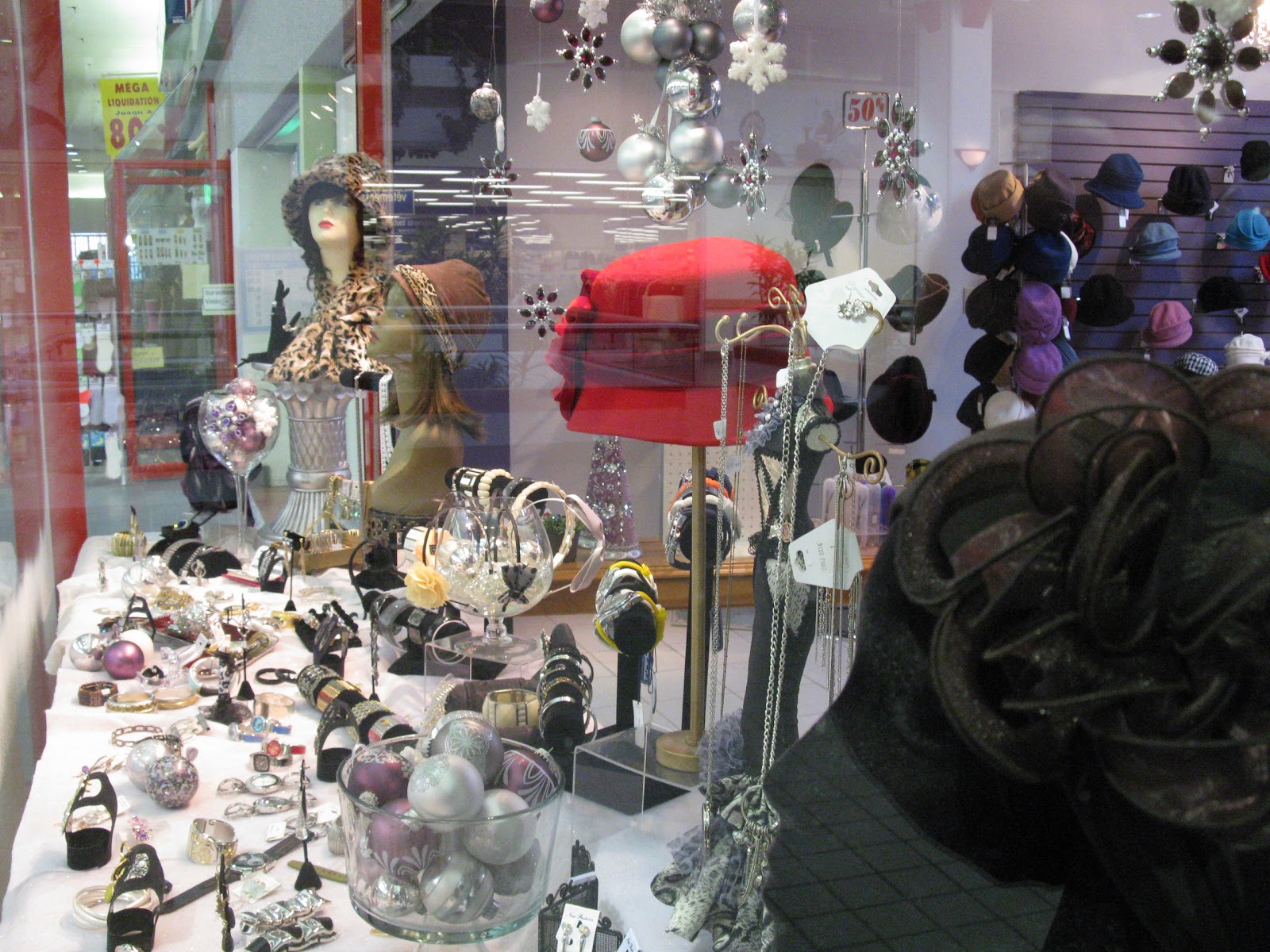 Made in Montreal: Decarie Square (two)