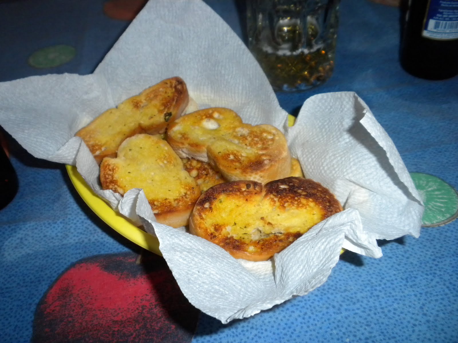 Foodies Unite: 4/8/2010 Gio's, Roatan, Honduras