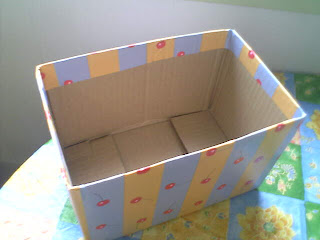 Cheap 'N Cheerful: Make your own: cute storage box