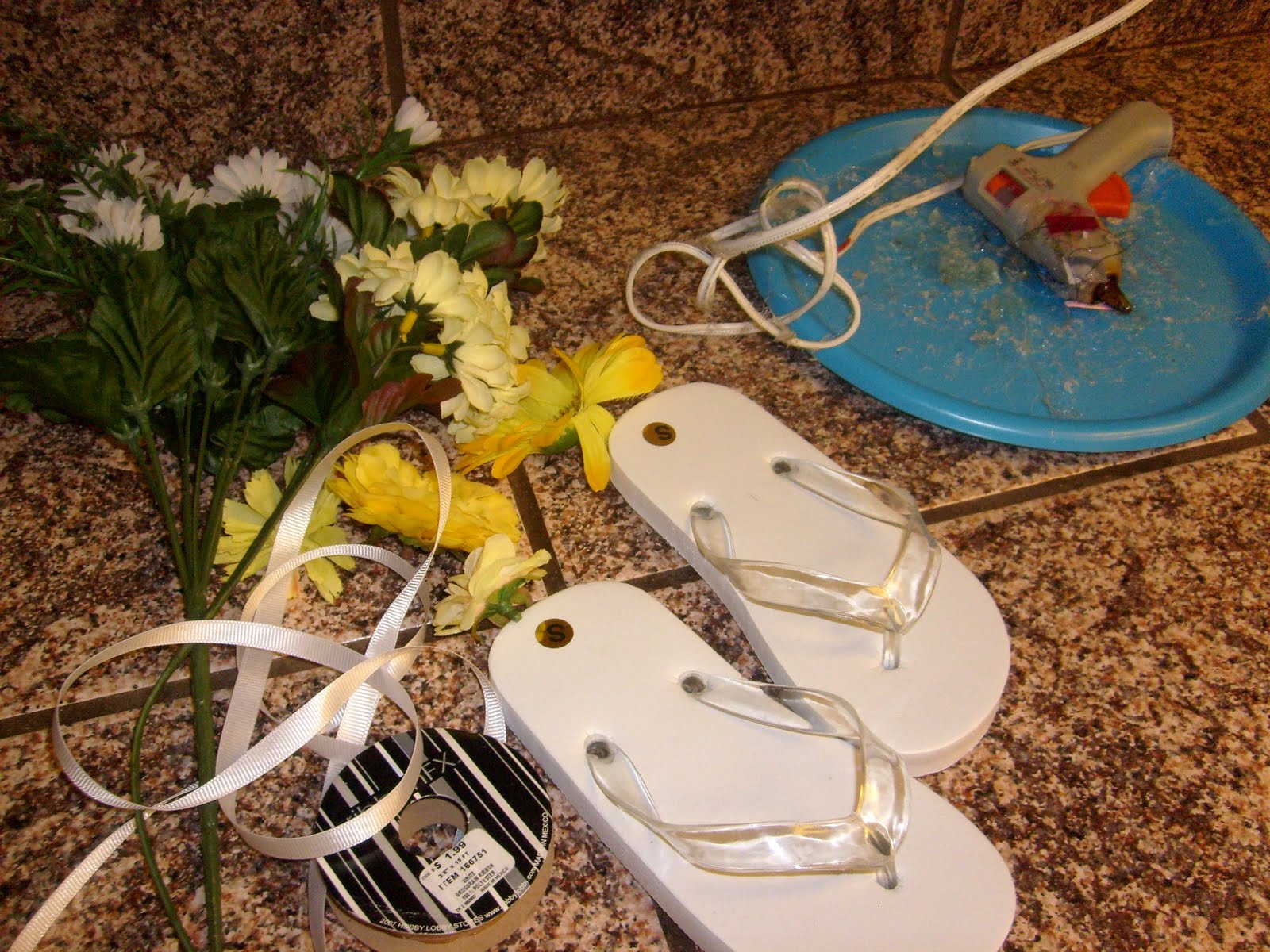 Homemaker: Spring Flip Flops Tutorial