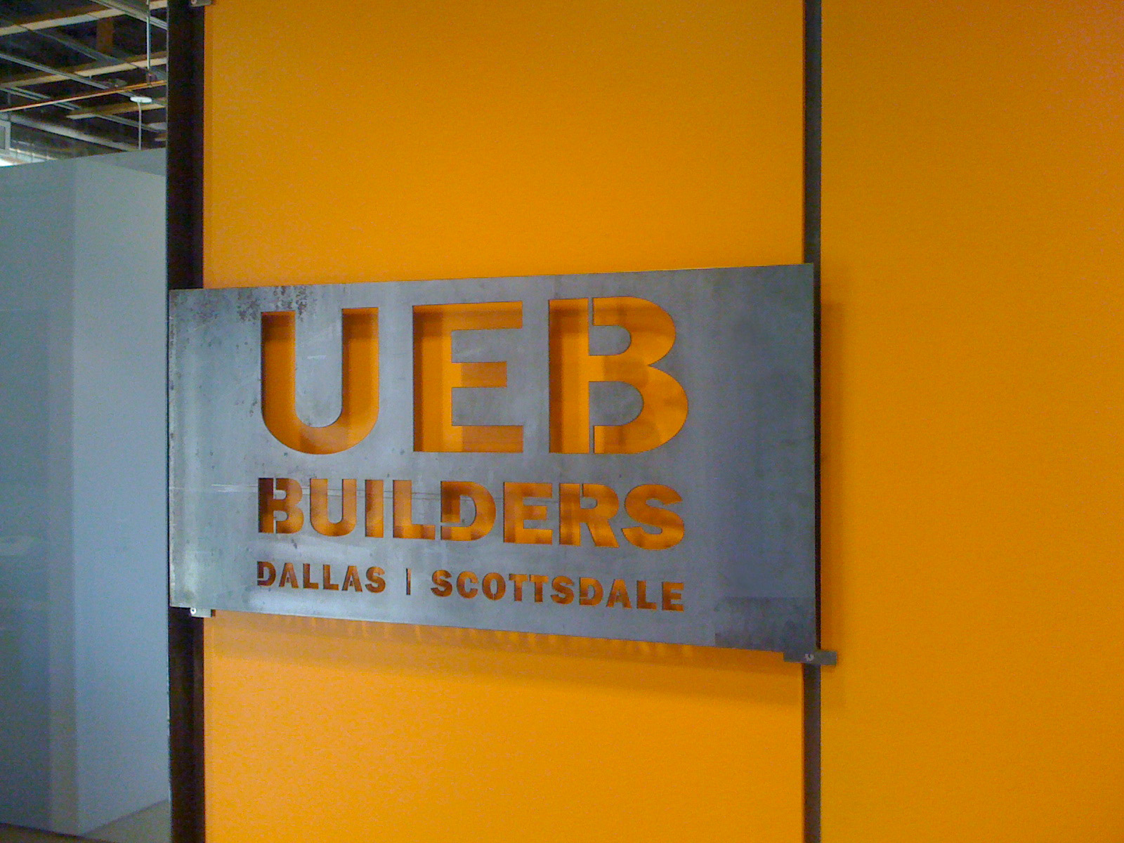 UEB Builders: New UEB sign up in Scottsdale Office Lobby...
