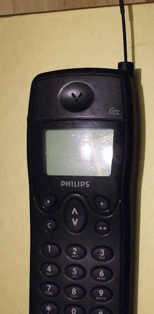 Vintage (old and rare) mobile phones: 11- Philips Fizz
