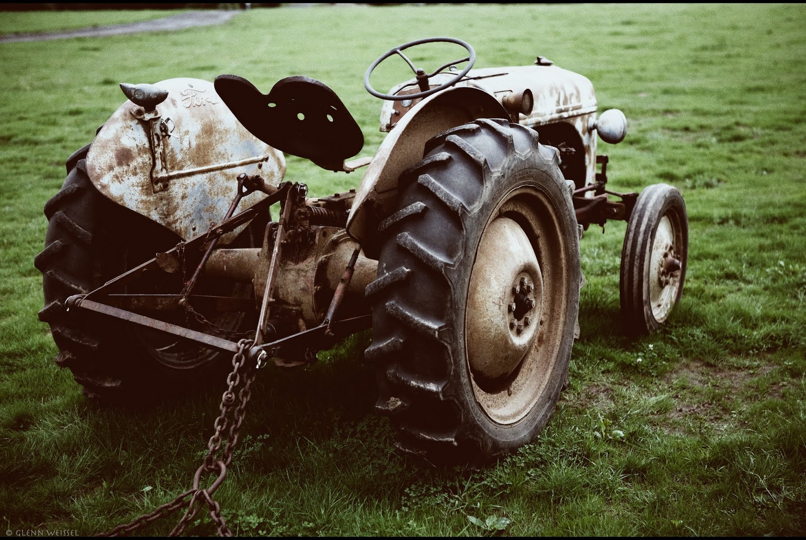 Warrior's Heart Photography: Old Farm Tractor