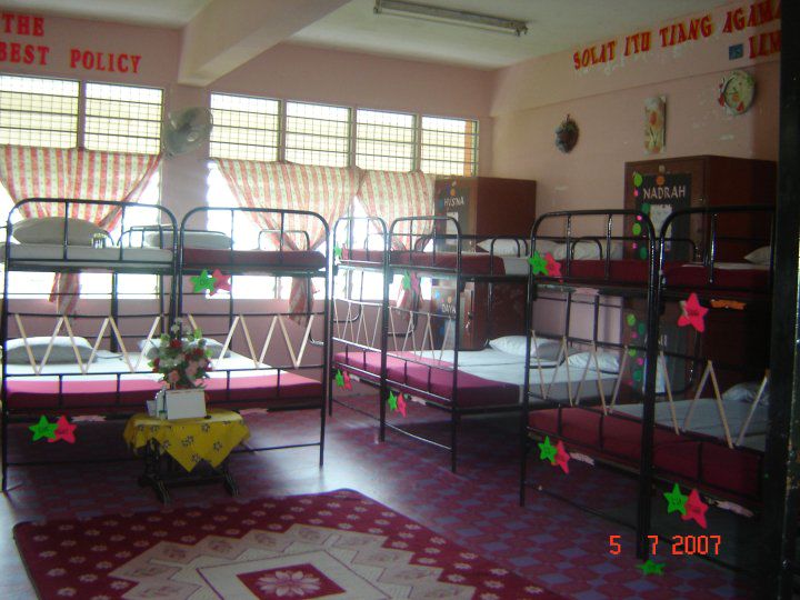 Darkpinky: Dorm maryam