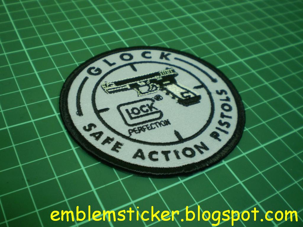 Emblem & Sticker: 1-Patches