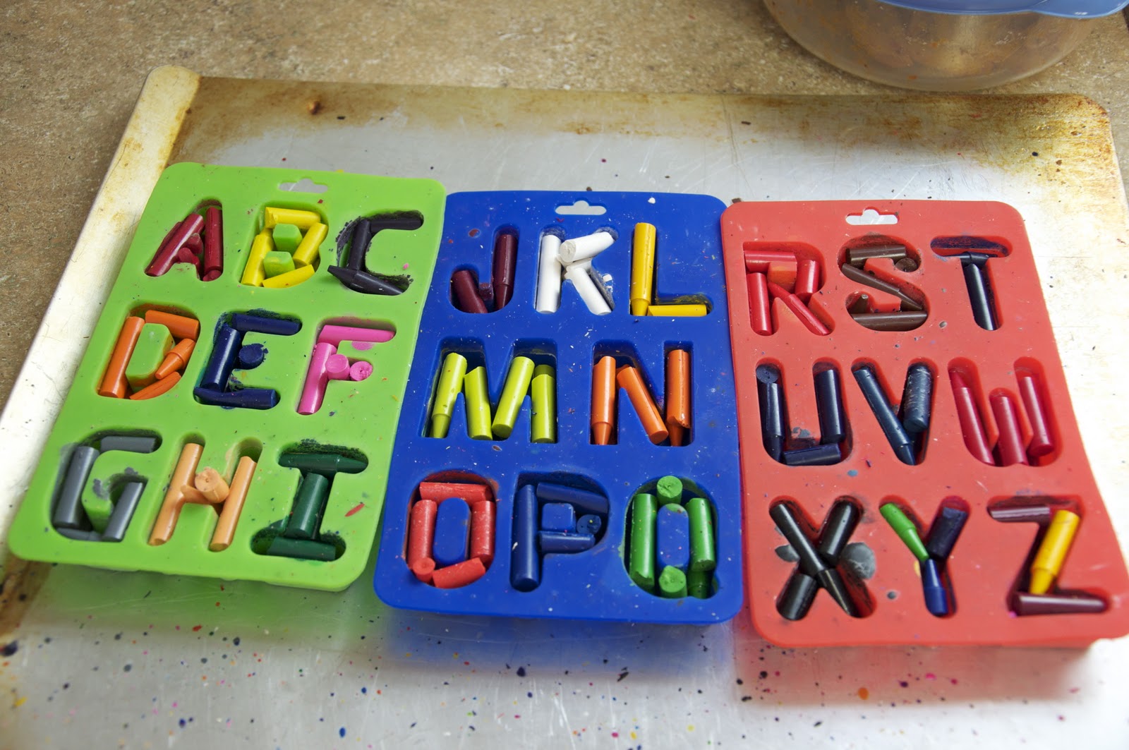 The Owens Family Circus: Homemade Gift - ABC Crayons