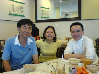 My Family & My Church: Mom, Philip & Pastor LIM GEE TIONG!