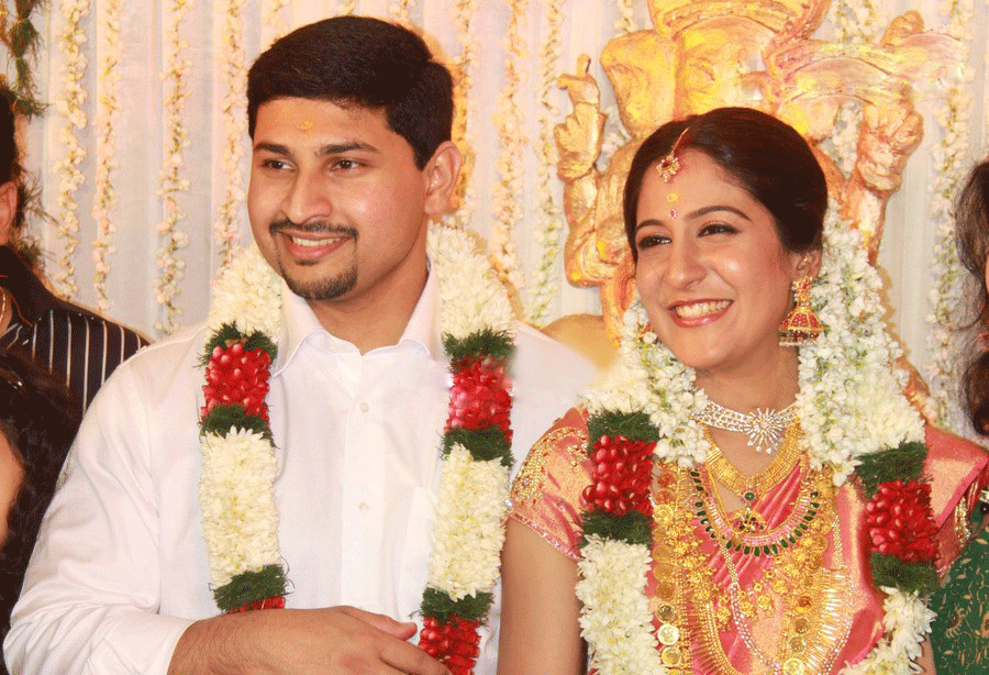www.starsofmovie.blogspot.in: Playback singer swetha mohan wedding pictures