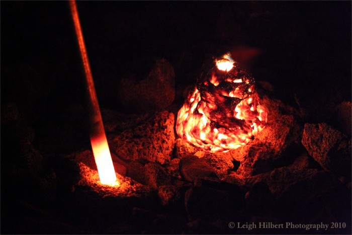 HAWAIIAN LAVA DAILY: ~ Creating volcanoes out of volcanoes