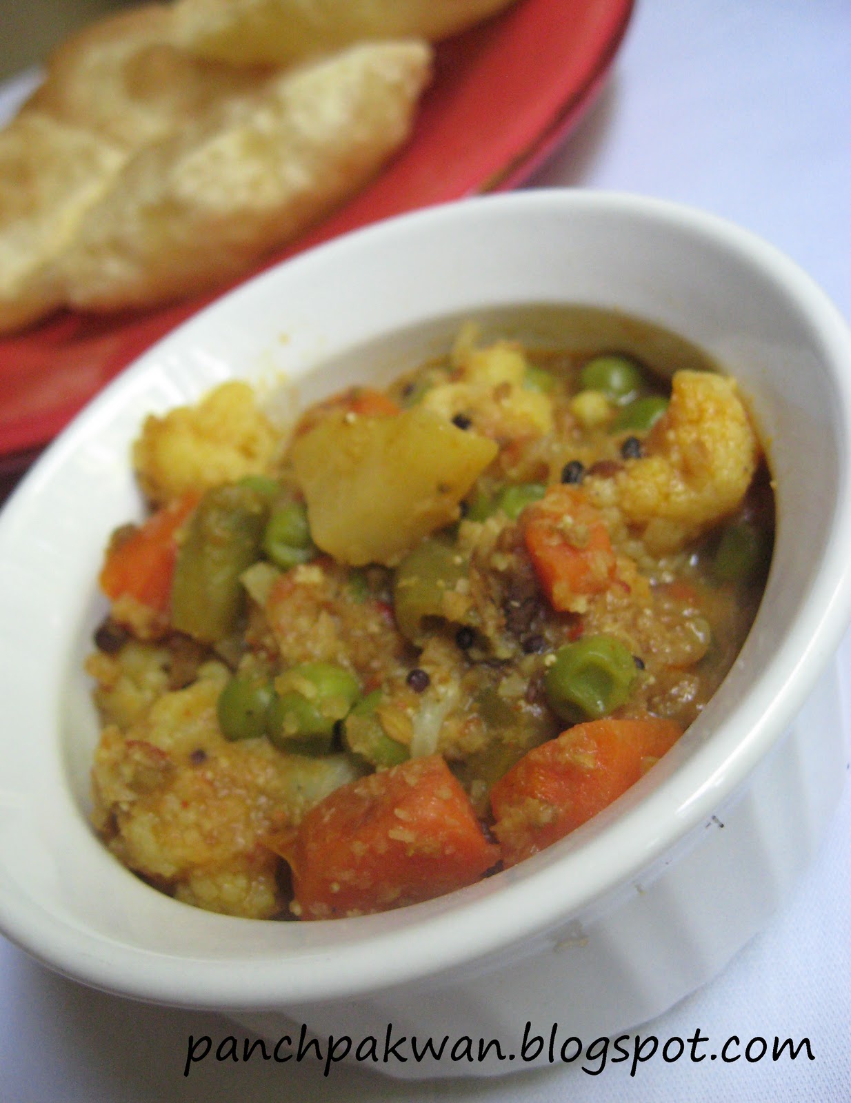 Panch Pakwan: Poori and Sagu