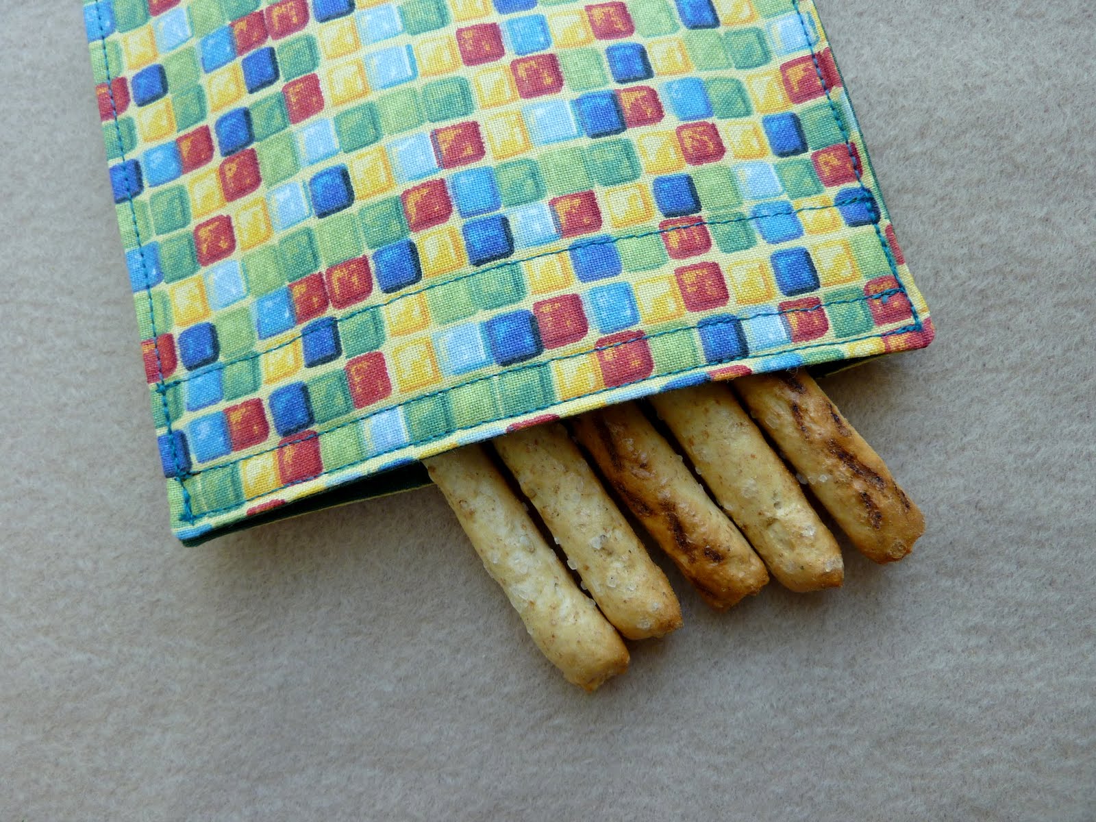 Sticks & Stitches: Reusable Snack Bag Tutorial