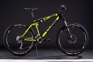 BICICLETAS CUBE 2010: BICIS DOBLE SUSPENSIÓN CUBE AMS COMP 2010 y XMS 2010
