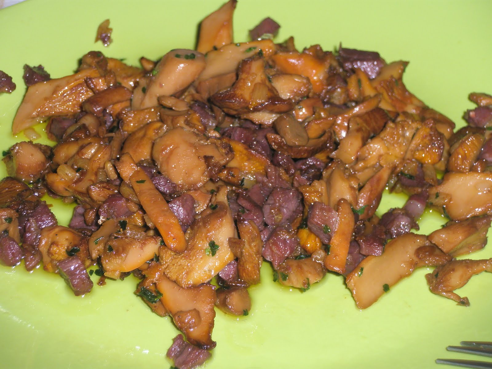 CHANTARELLA CON JAMON