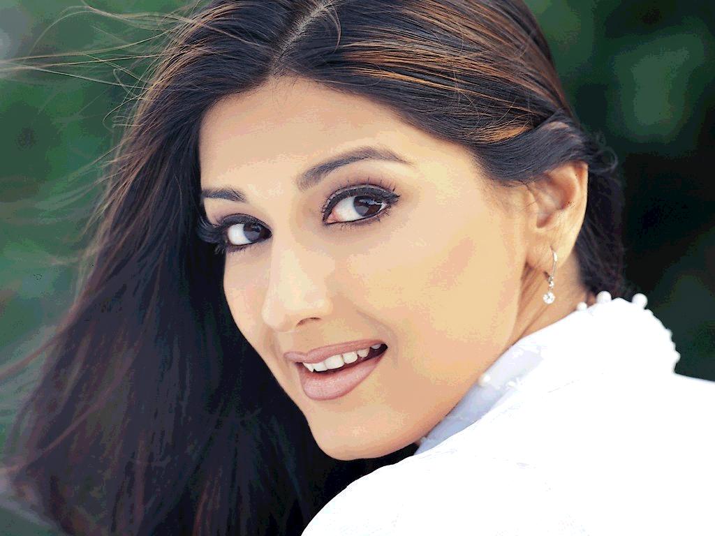 All Bollywood Star Profile: Sonali bendre biography-filmography and photos
