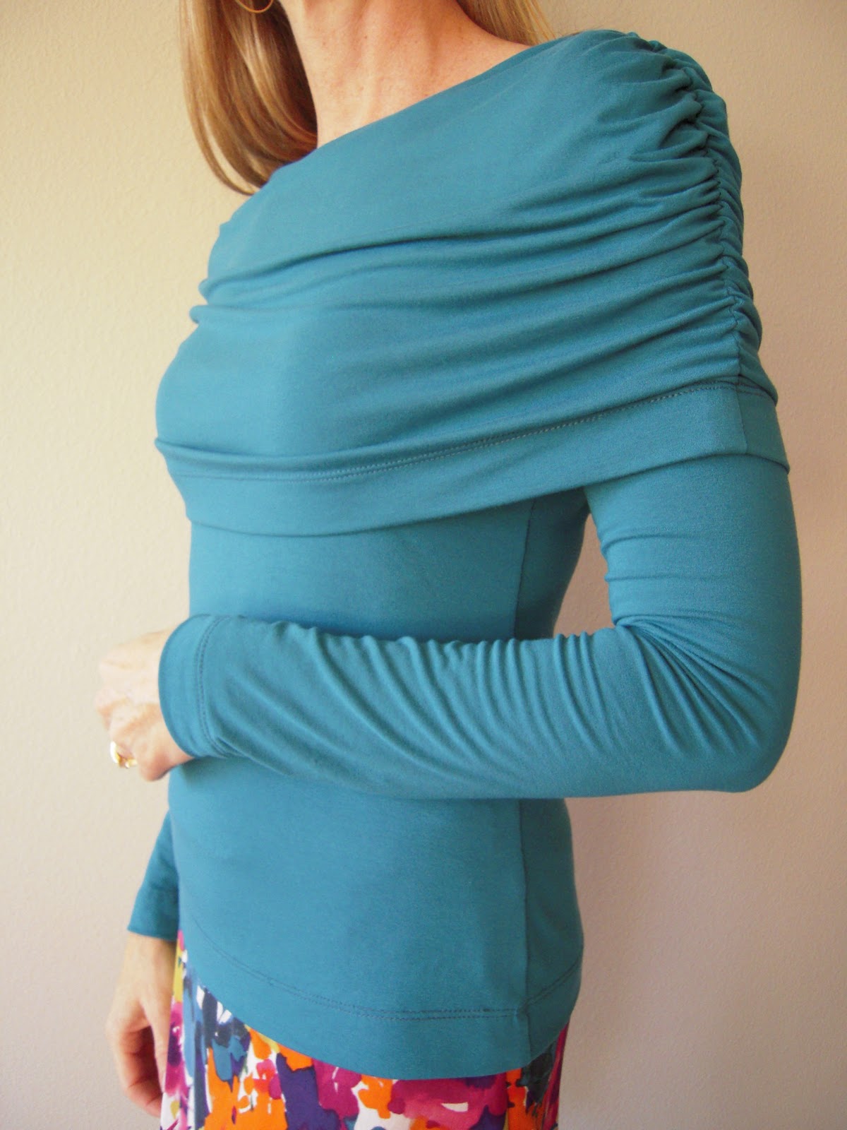 Butterick Misses' Top 5562 pattern review by Mushywear