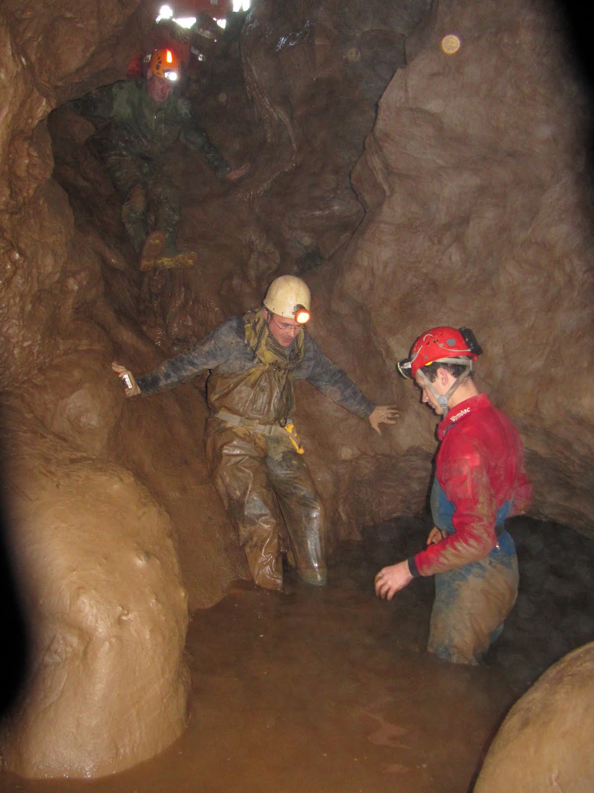 Margot's Blog: Caving, the muddy way!