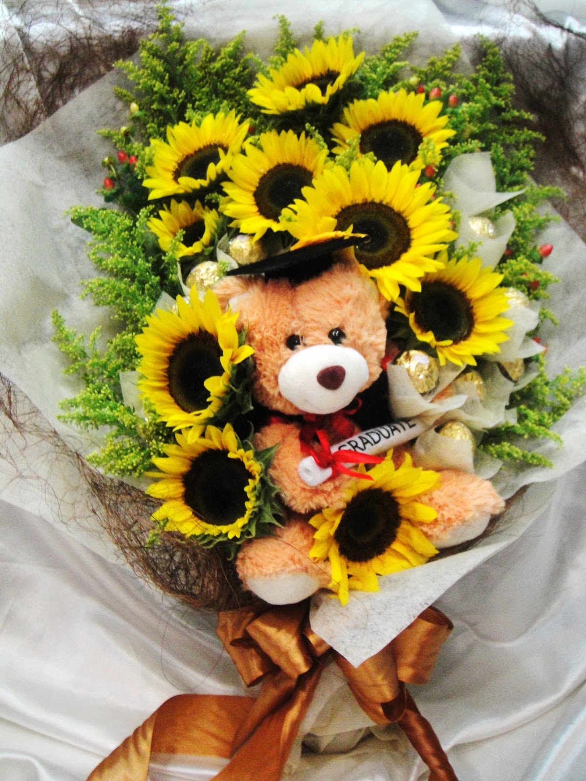 ♥ Flower Wishes ♥: Convocation Bouquet - CB 10-034