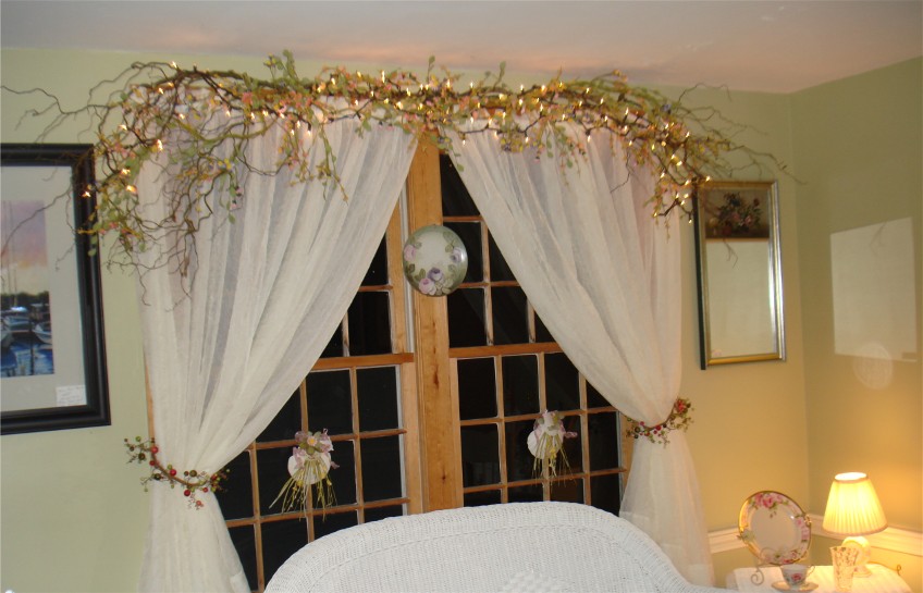 Karen's Garden Cottage: Quick Fix ~ Quick Post ~ Twig 'N Vine Window ...