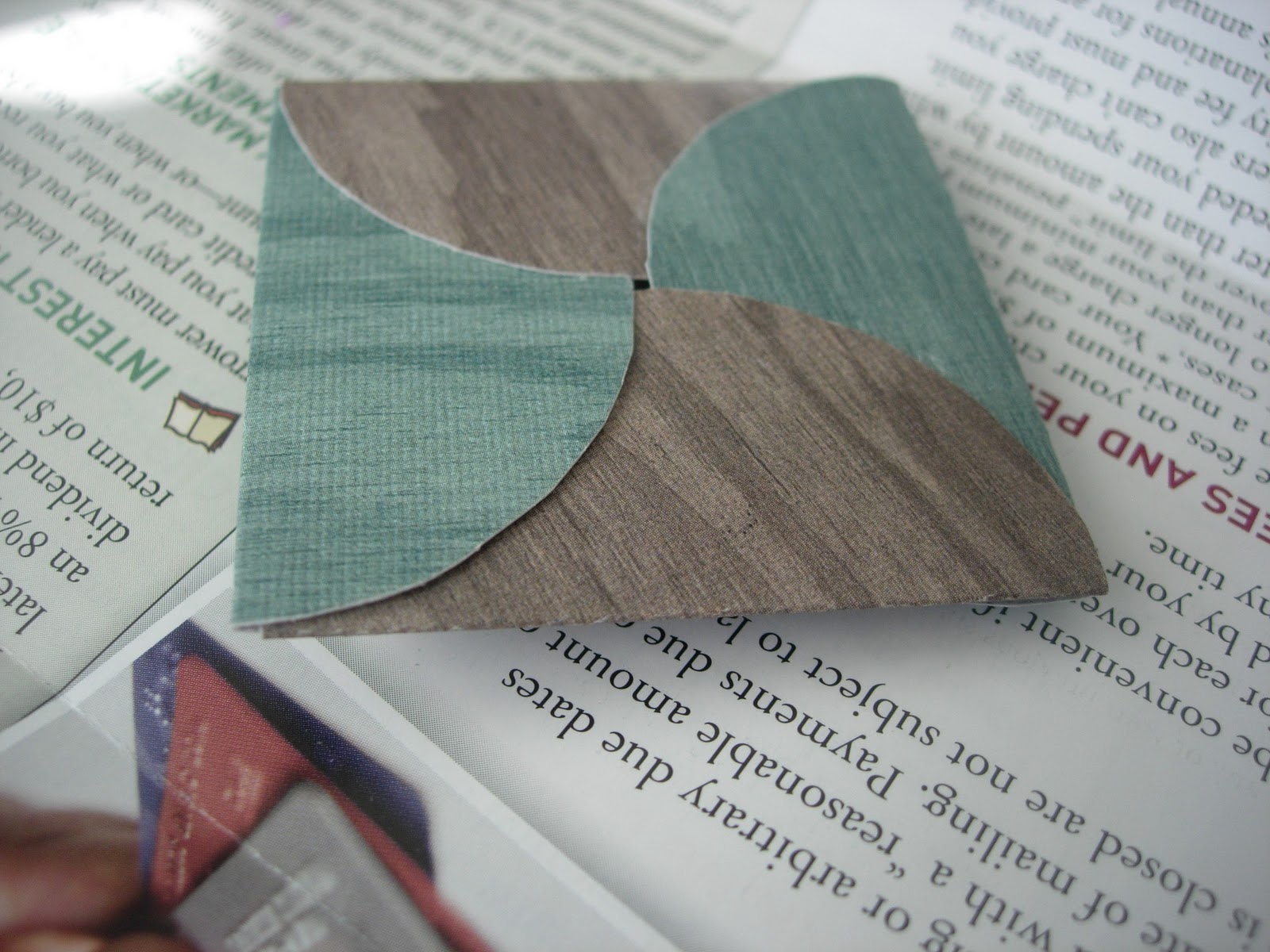 Random Rambling: How to make an envelope out of circles.