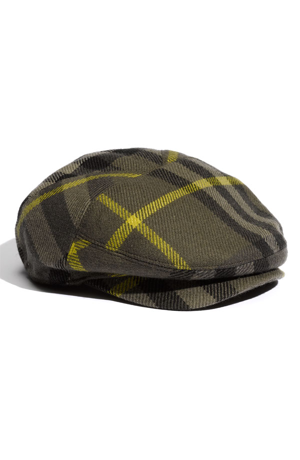 Wearable Trends: Burberry Check Print Driver's Cap