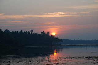 pavumba പാവുമ്പ: Pavumba Image Gallery