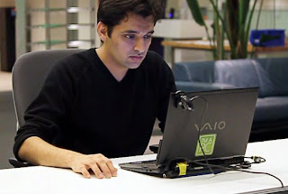 The Daily Stumble: Invisible mouse from MIT student?