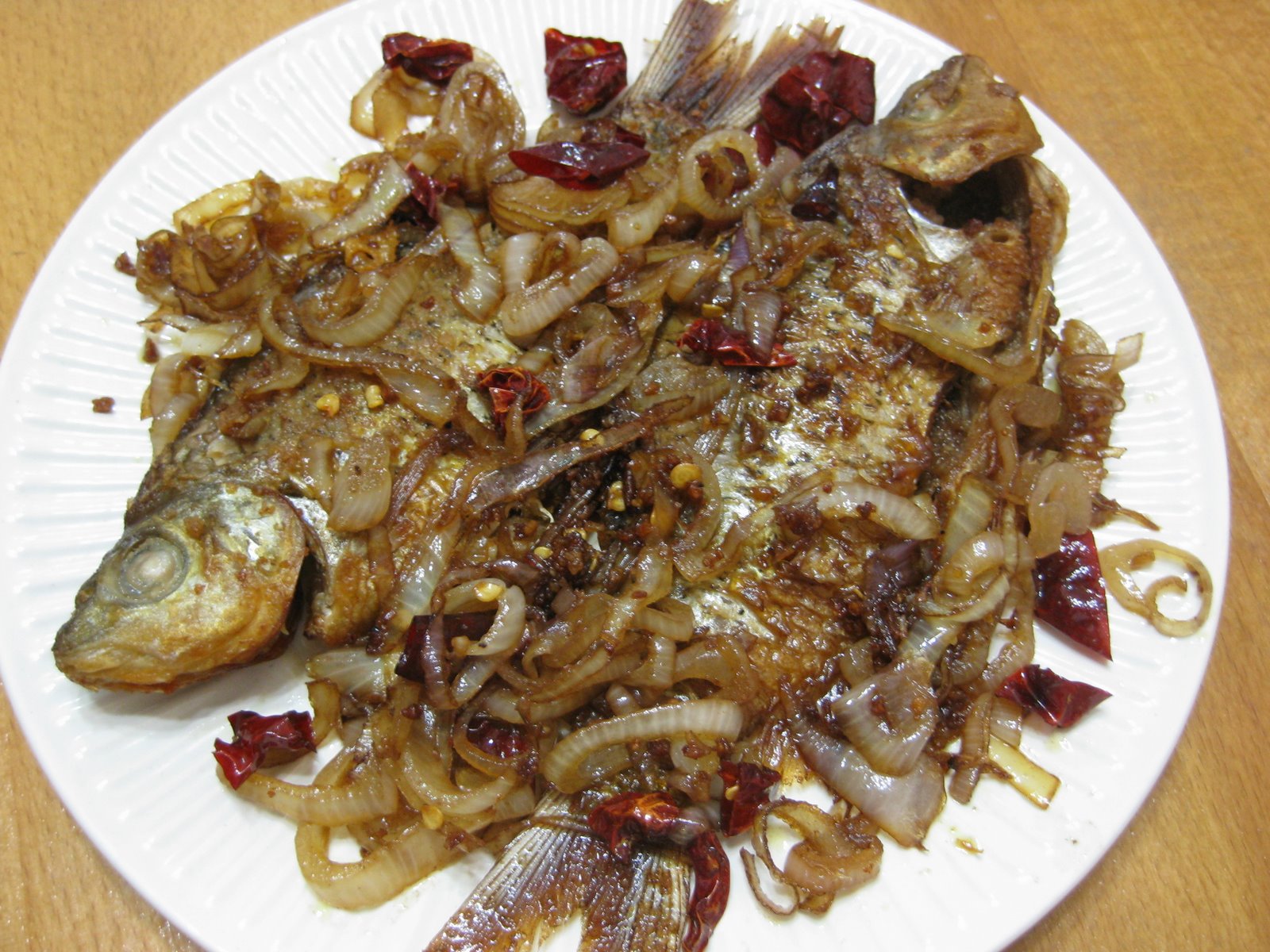 RESEPI NENNIE KHUZAIFAH: Ikan pekasam goreng