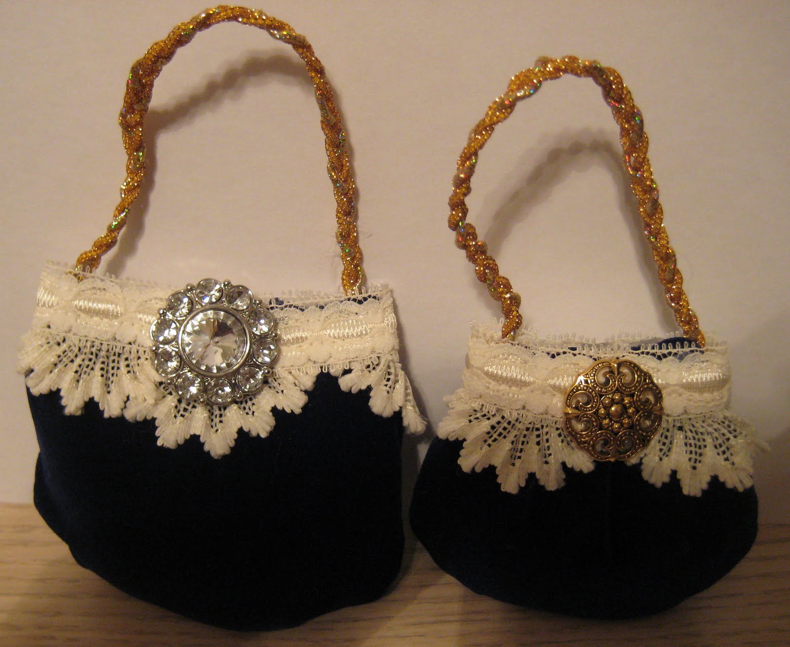 Sweet Jeanette: Victorian Purse Ornaments