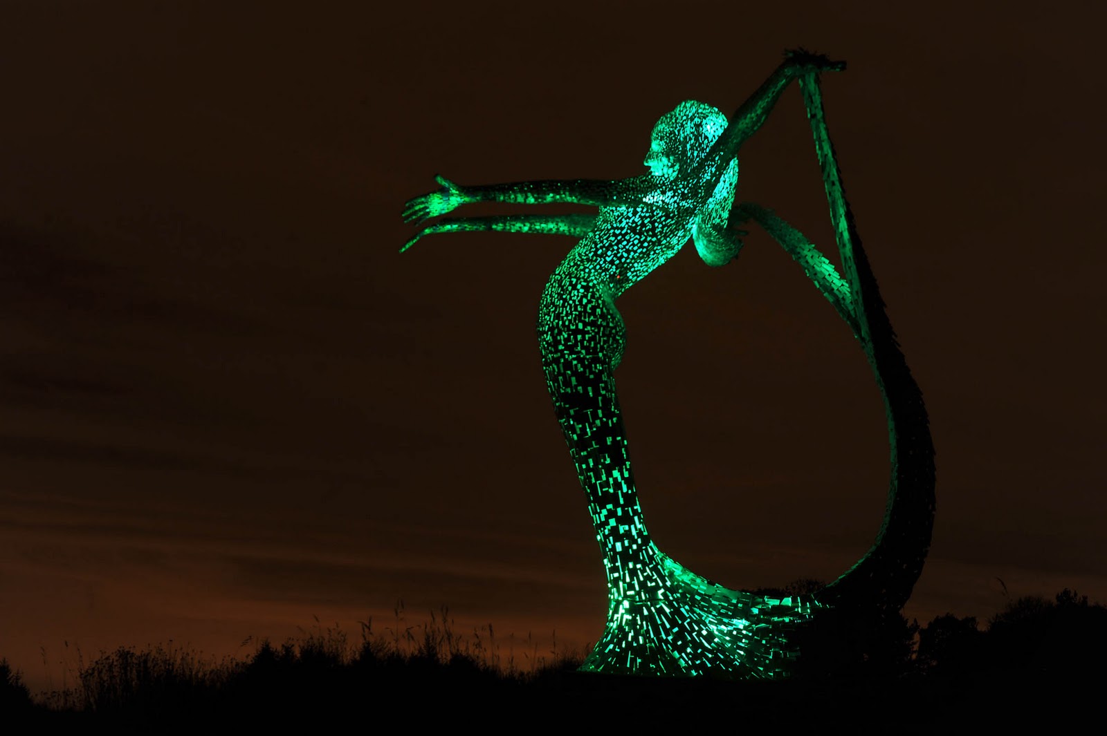 Arria – Day Time Diva becomes Late Night Lovely ~ Kuriositas