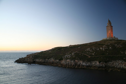 The Tower of Hercules ~ Kuriositas
