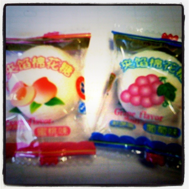 Notes on the Highstreet: Random Korean marshmallow things....