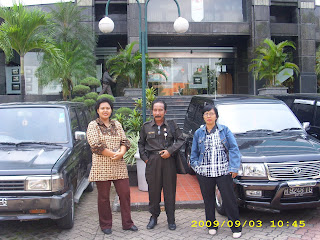 LEMBAGA PERLINDUNGAN KONSUMEN SWADAYA MASYARAKAT ( LPKSM ) - JAWA TIMUR