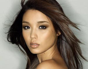 Journaler0203: Pretty Lasses of Malaysia