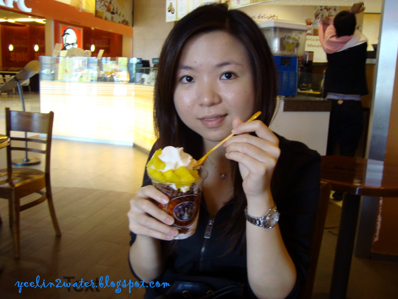 - YeE LIn - Ms WaTeR-: Jcool Twist @ J.Co Donuts
