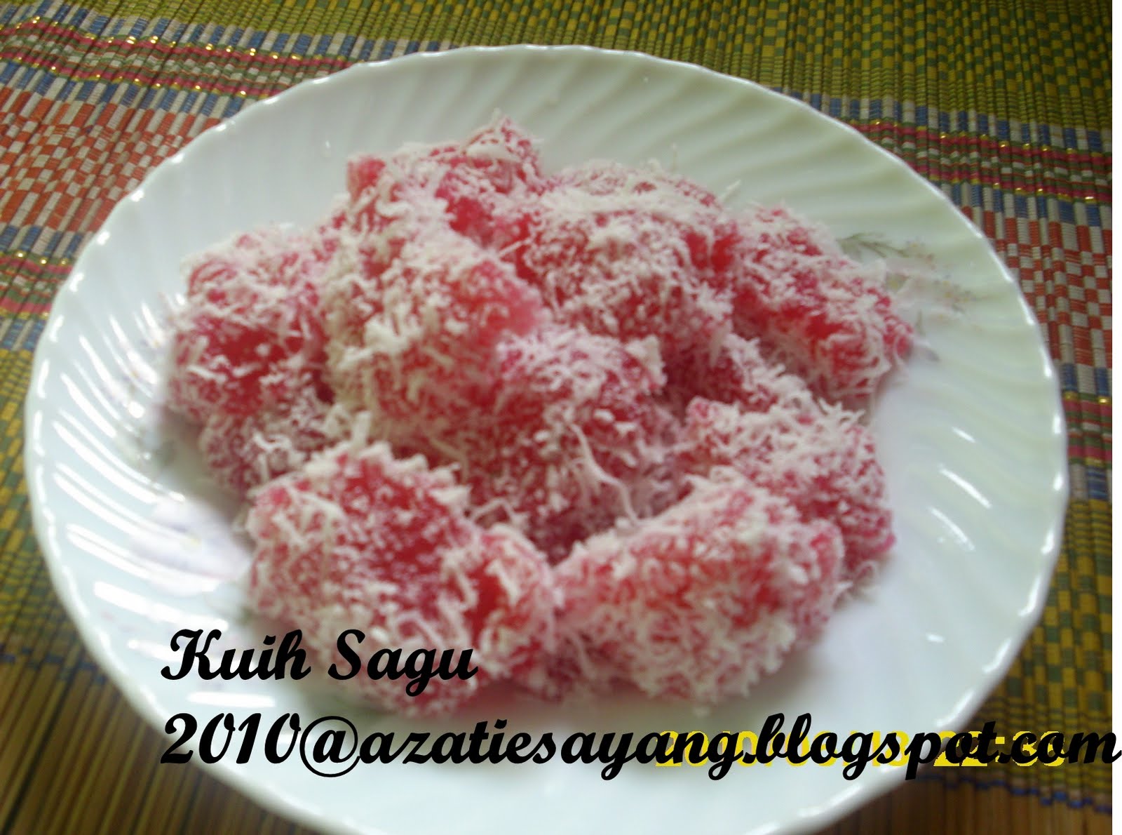 ♥♥Azatiesayang♥♥: Kuih Sagu/Bronok.