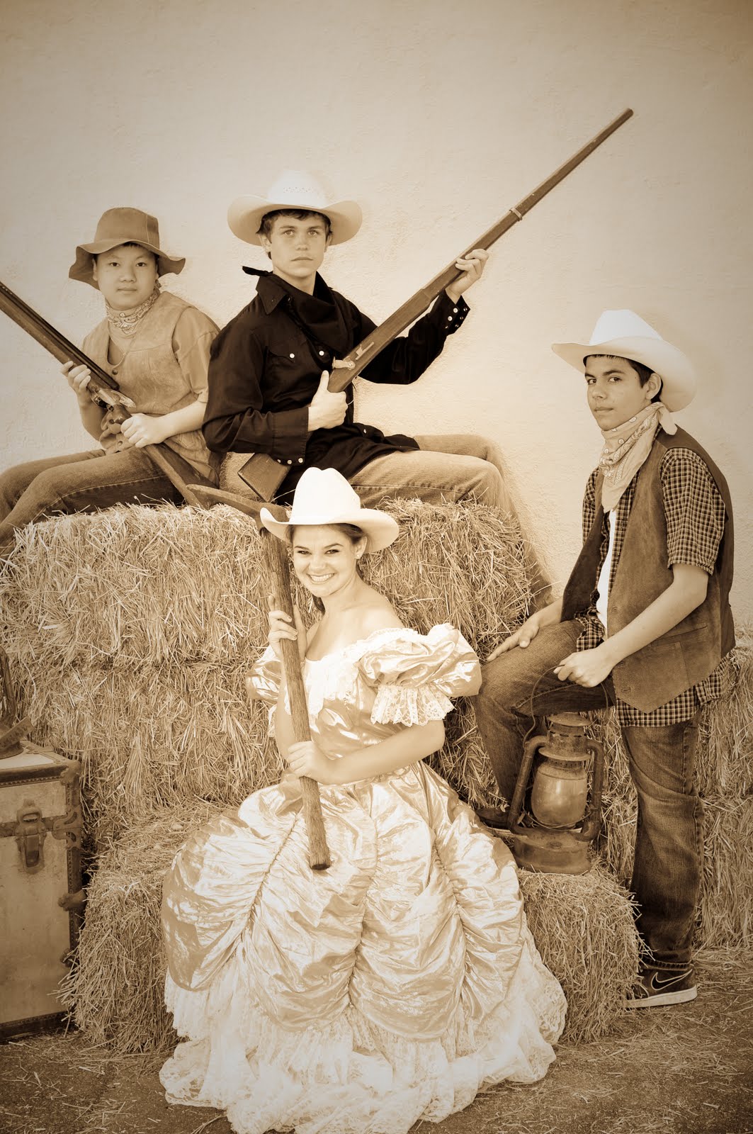 Real Life Captured: .old time photo booth fun.