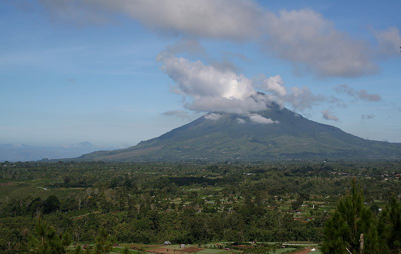 KALAK KARO: Visit Taneh Karo Simalem