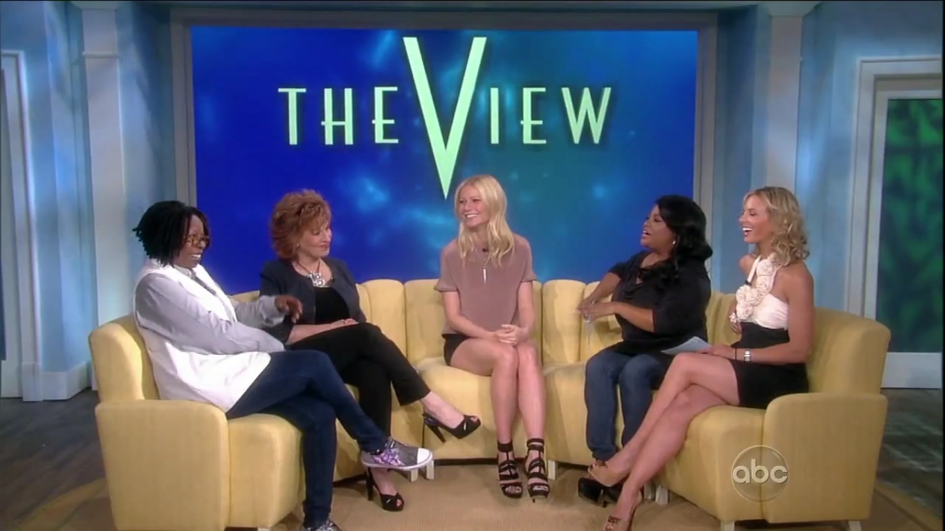 Reporter101 Blogspot: Last Week of the Year: The View and Fox News Fox ...