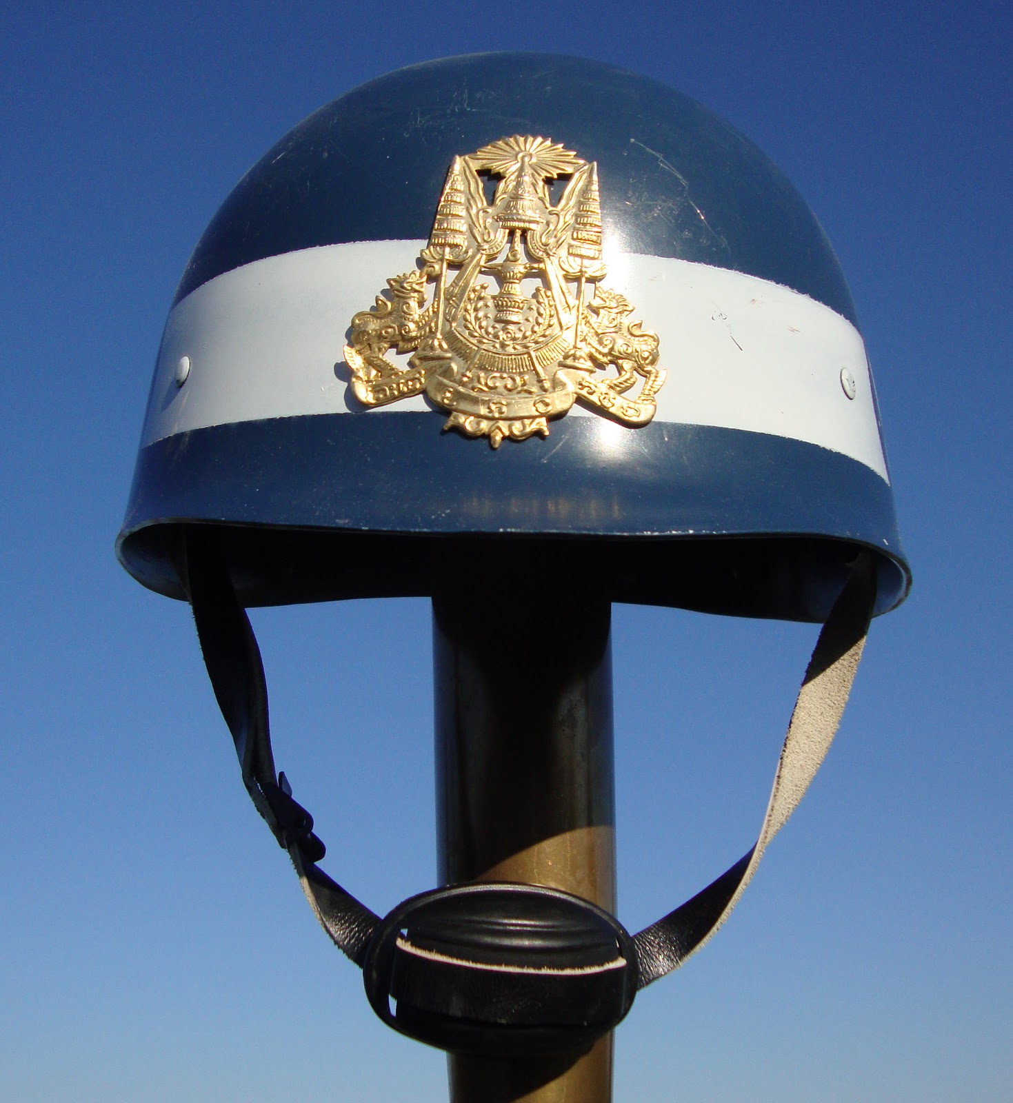 Mannie Gentile: Combat Helmets of the 20th Century: Cambodian Military ...