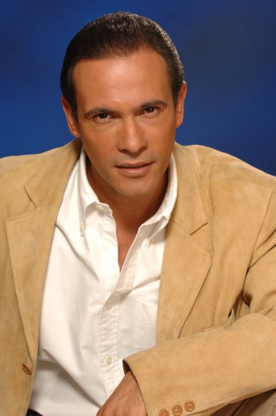 Soy tu dueña: BIOGRAFIA Y FOTOS DE ALEJANDRO RUIZ