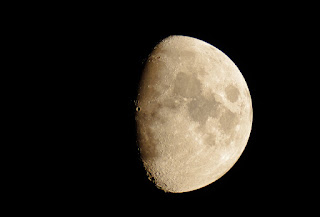 Ceelard's Photo Blog: Half Moon