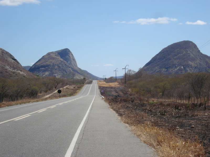 Roteiro Planejado - Fotos e Memórias: Quixadá: terra dos monólitos