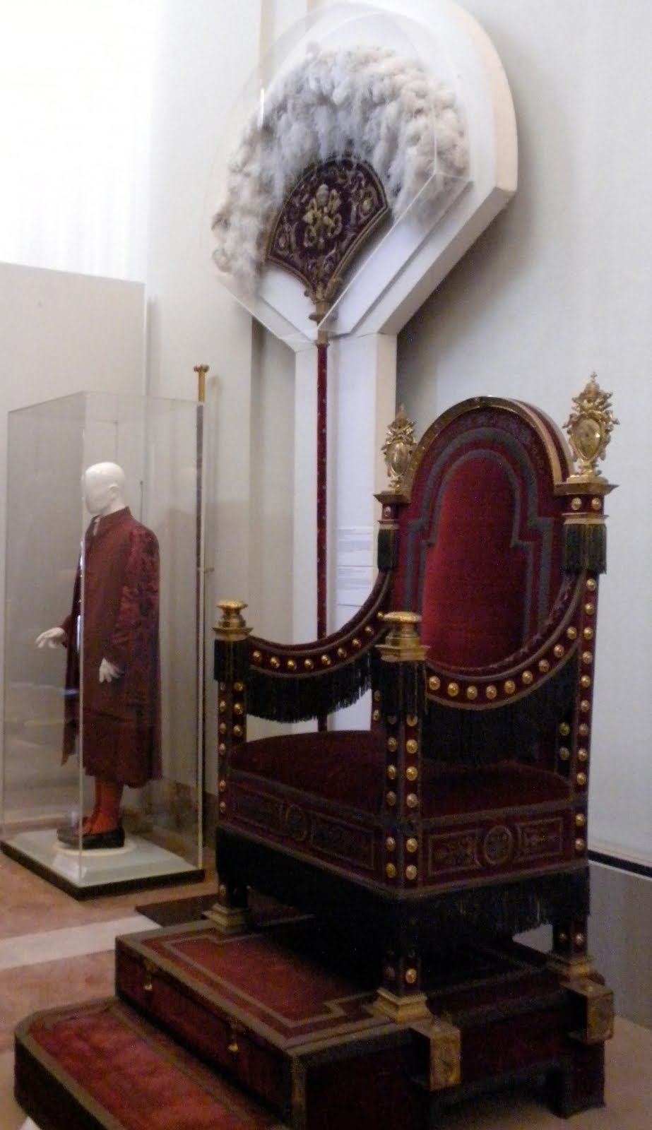 AMOROMA: Before the Popemobile