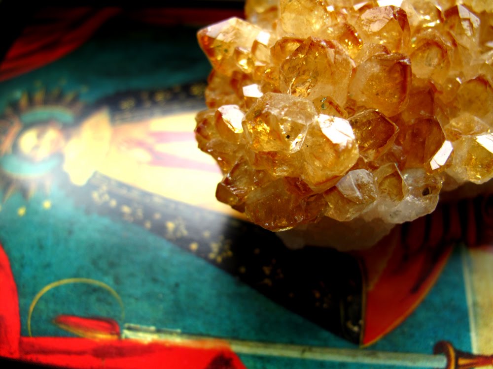 Real Citrine vs. Heat-Treated Amethyst | Doodlepunk Art