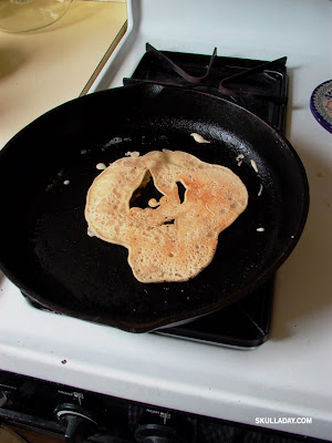 21. What's for breakfast? Skull Pancakes!