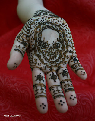 354. Henna Skull