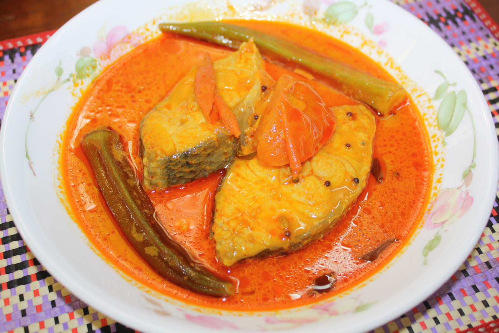 zue's oven: Gulai ikan versi rempah giling