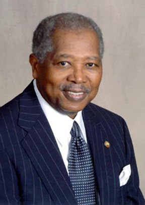 QUASHIE ART: AAA Monday's - Dr. Leo Twiggs